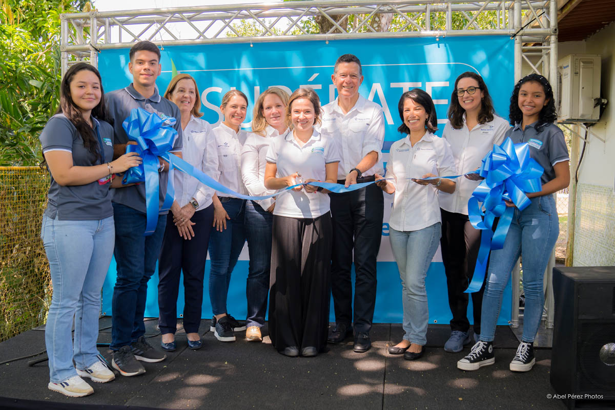 Inauguración Centro Supérate en Santiago - Fundación Sus Buenos Vecinos